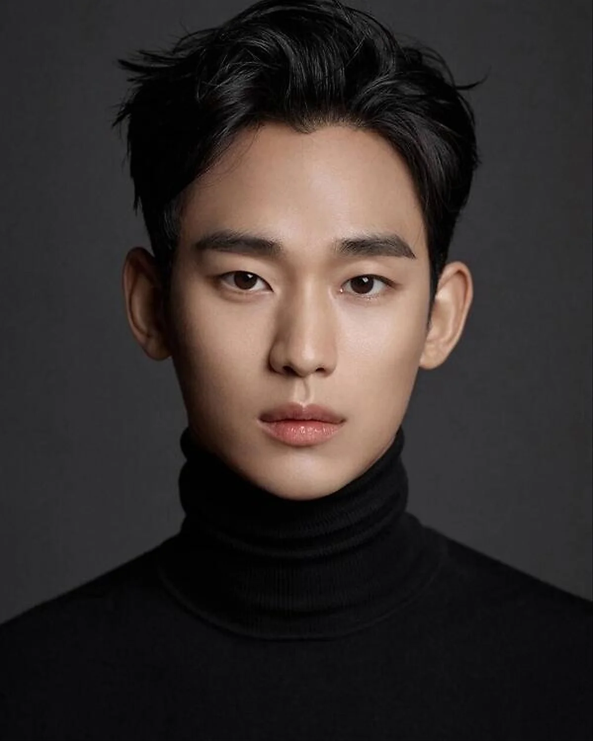 Kim Soo-hyun Resumes Activities with Fashion Ad Campaign Amid Legal ...